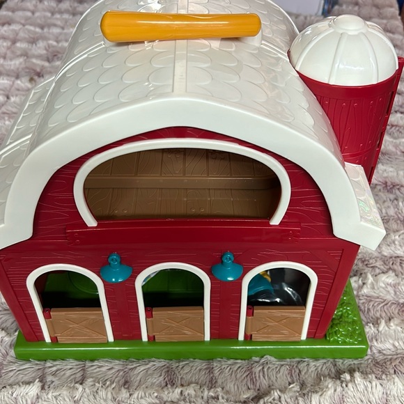 Battat | Toys | Battat Big Red Barn Farm Playset With Toy Animals ...